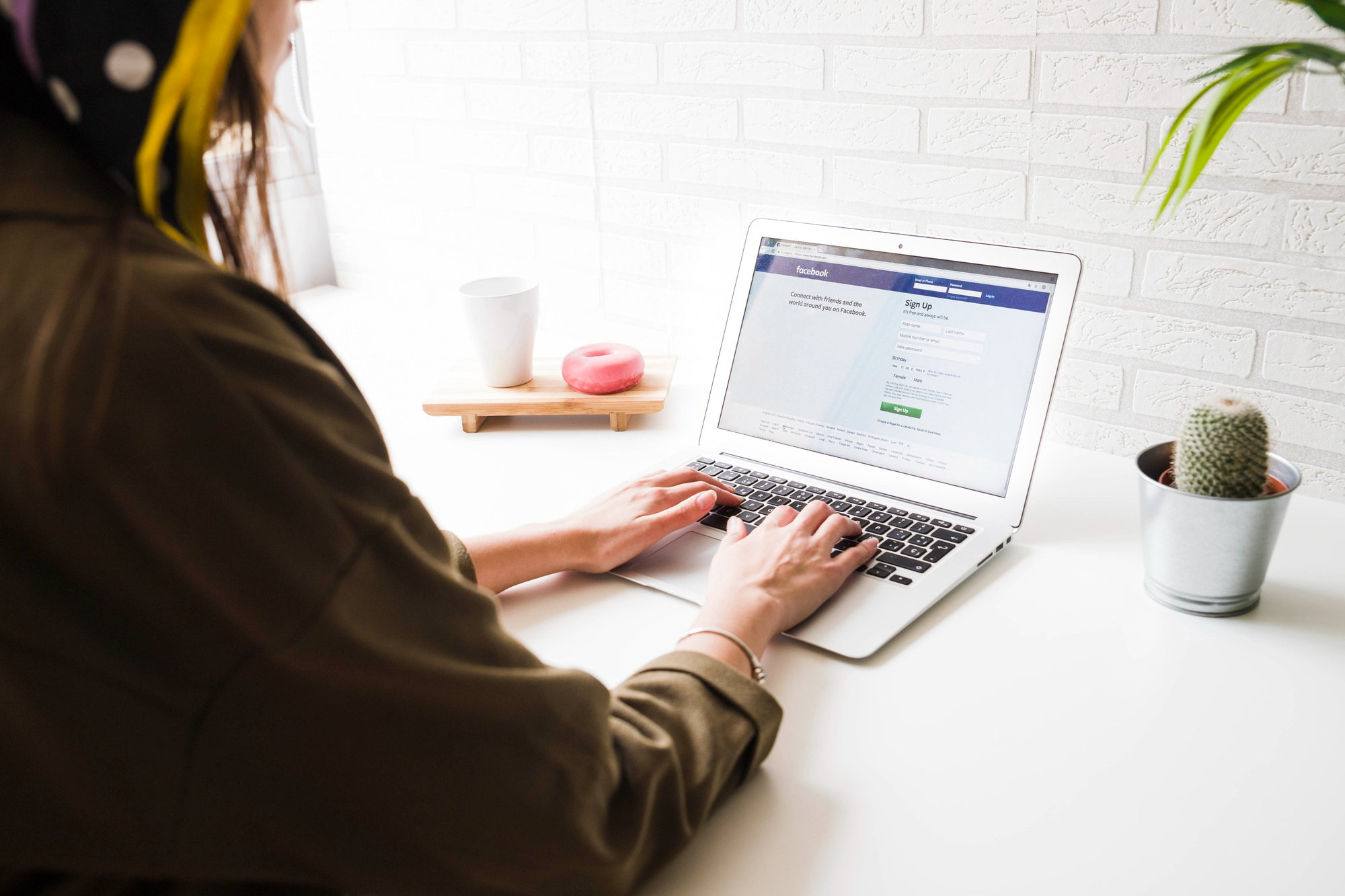 Guide: How to Create a Facebook Business Page in 5 Simple Steps